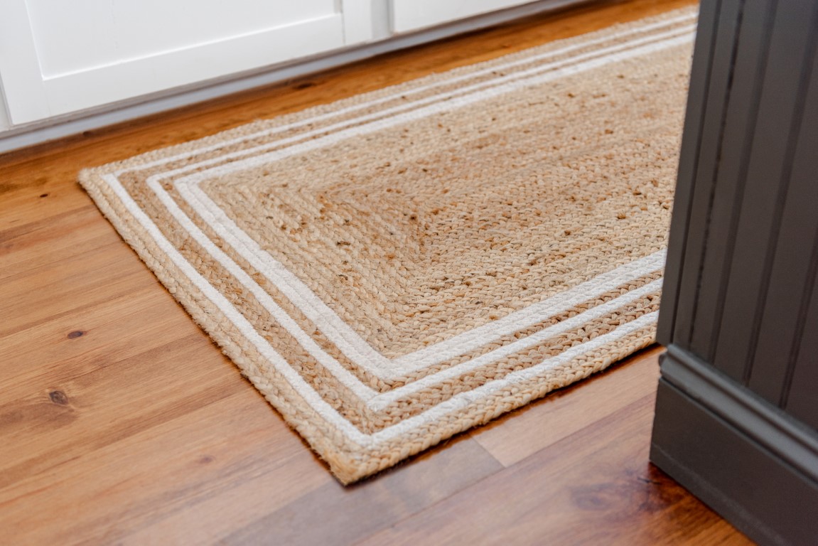 How to Choose a Kitchen Rug: Top 4 Considerations – Floorspace