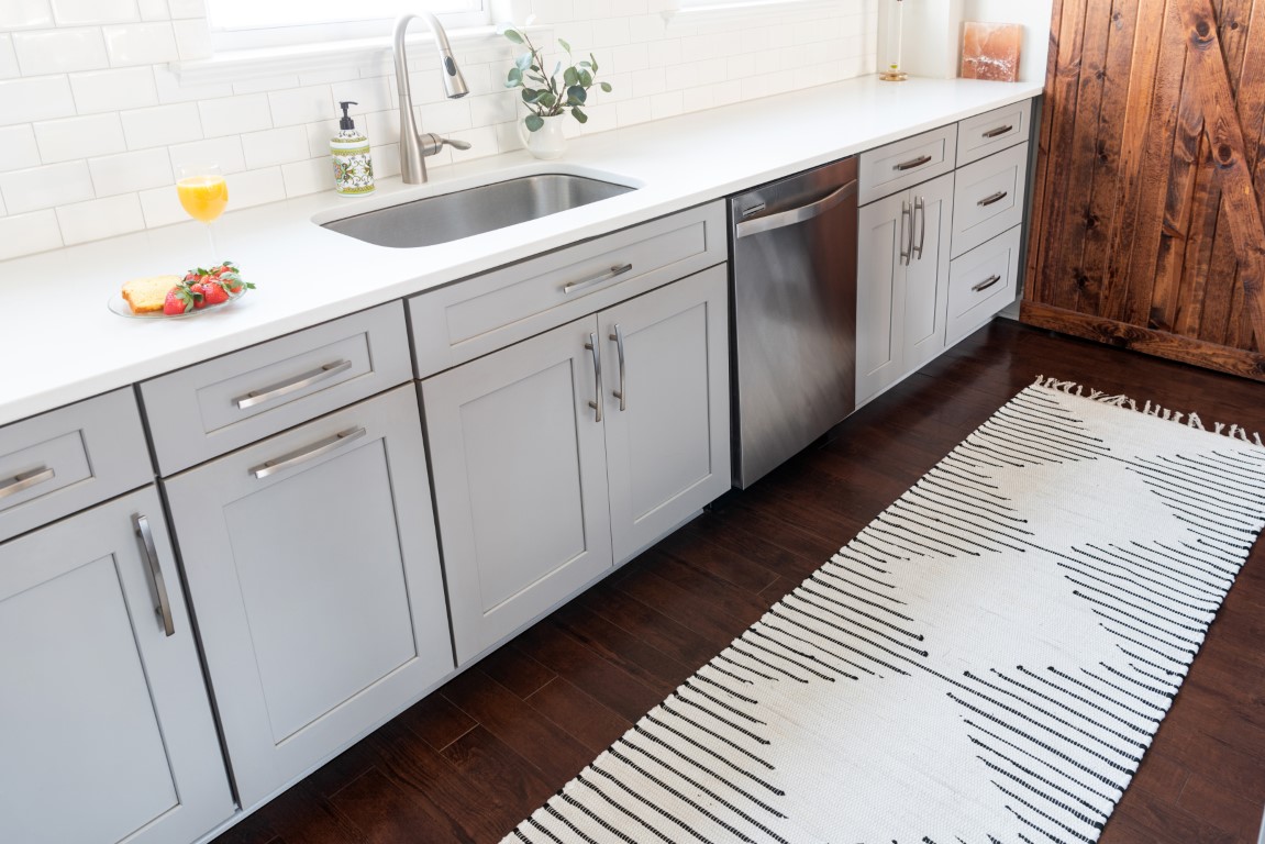 How to Choose a Kitchen Rug: Top 4 Considerations – Floorspace