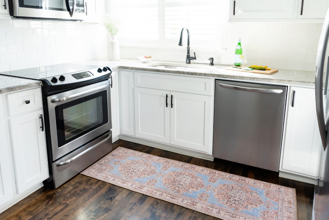 How to Choose a Kitchen Rug: Top 4 Considerations – Floorspace